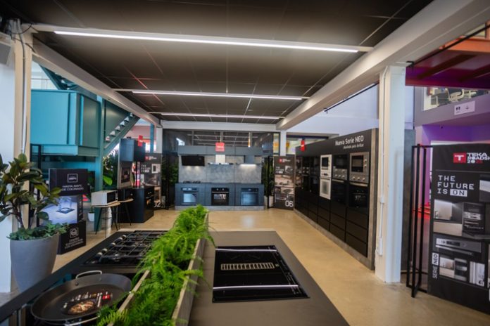 Teka presenta sus últimas novedades en una exitosa gira que ha ...